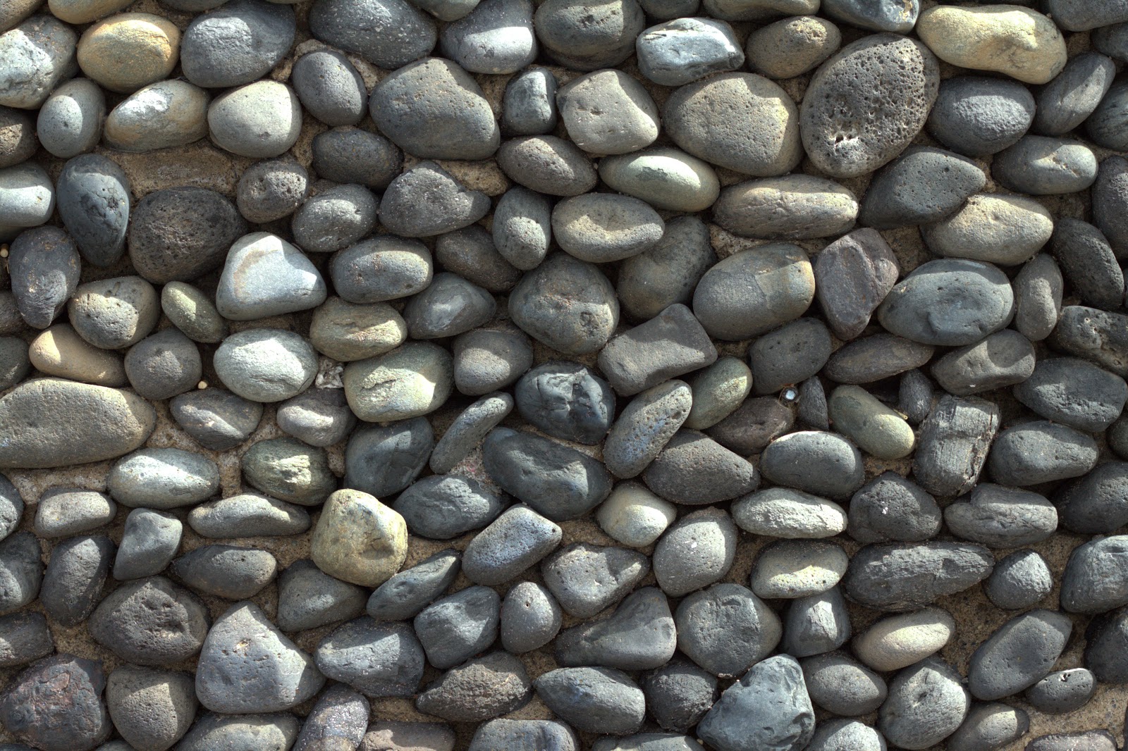 HIGH RESOLUTION TEXTURES: Beach sandy stone wall texture 4770x3178