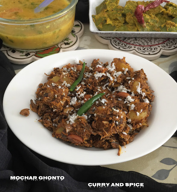 CURRY AND SPICE: MOCHAR GHONTO [BANANA BLOSSOM VEGGIE]