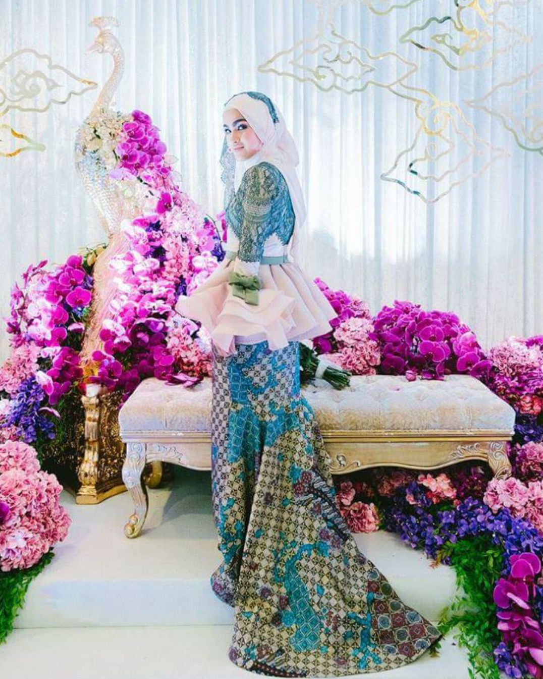 pink bubblegum princess: (Foto)Fattzura tunang nikah. I'm happy for them!