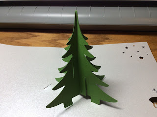 Papercrafts and other fun things: Pop Up Christmas Tree Card