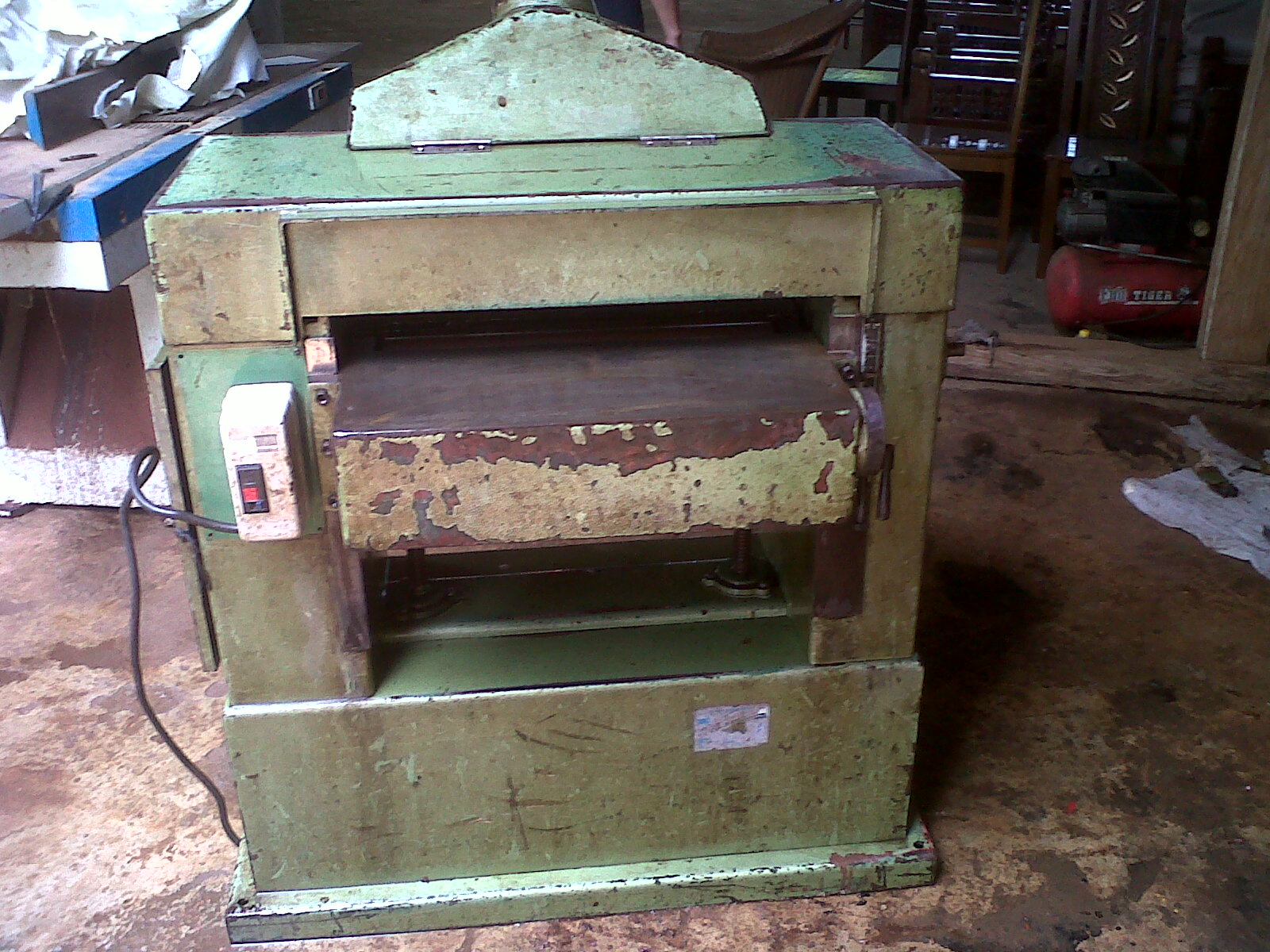 ANEKA MESIN KAYU: Mesin Planner