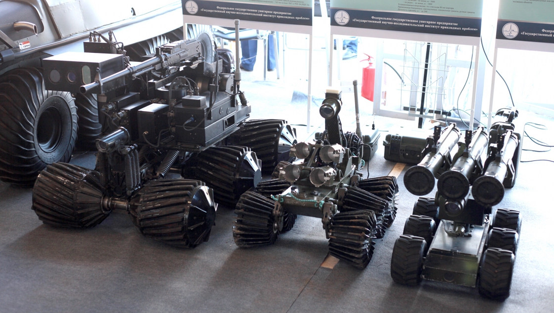 Análisis Militares: ¿ Cuantos robots terrestres ofrecen los rusos ...