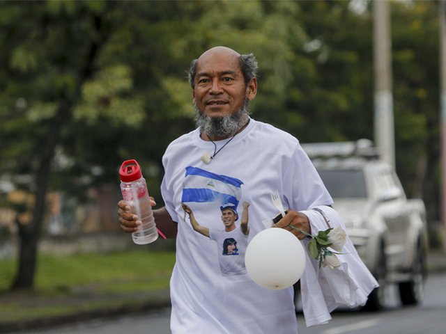 SURINAME MIRROR - Kwalitatief de beste!: Bekende 62-jarige ...