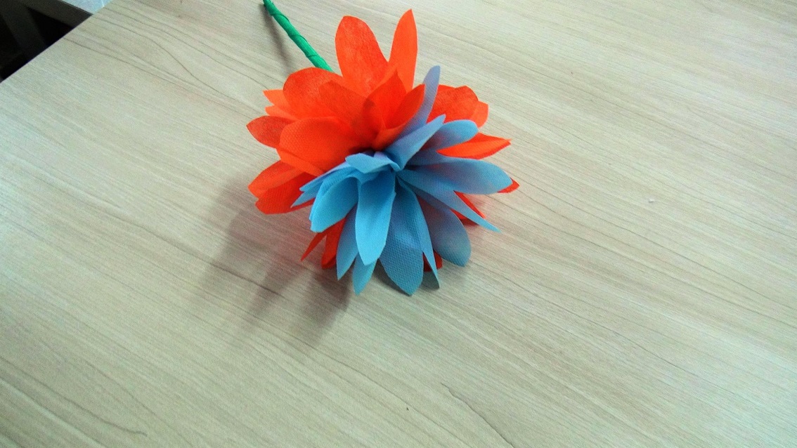 Flores e Flores: Flor de TNT - passo a passo #3