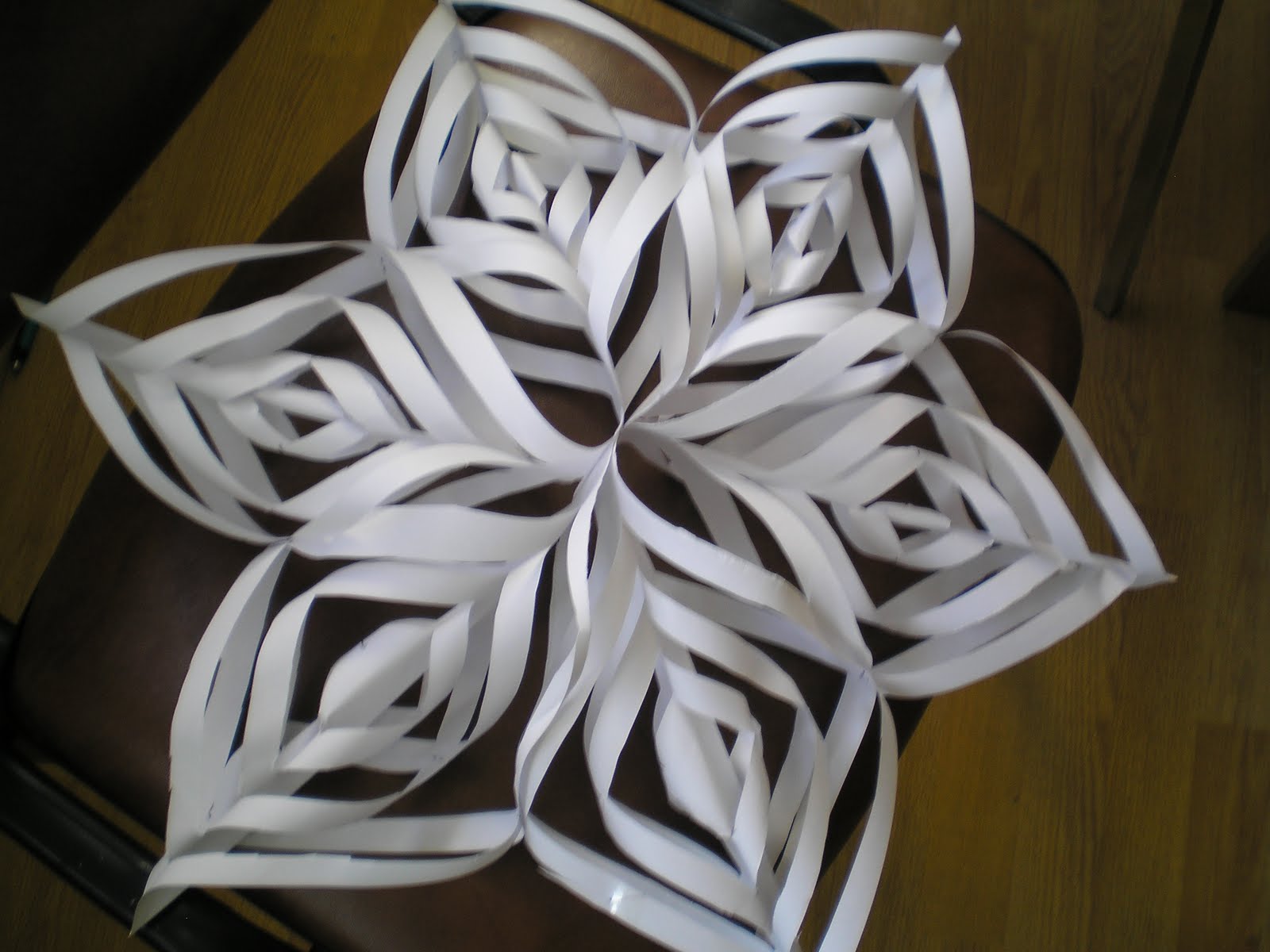 QUILLINGMANIA SI NU NUMAI: Fulg de zapada 3d