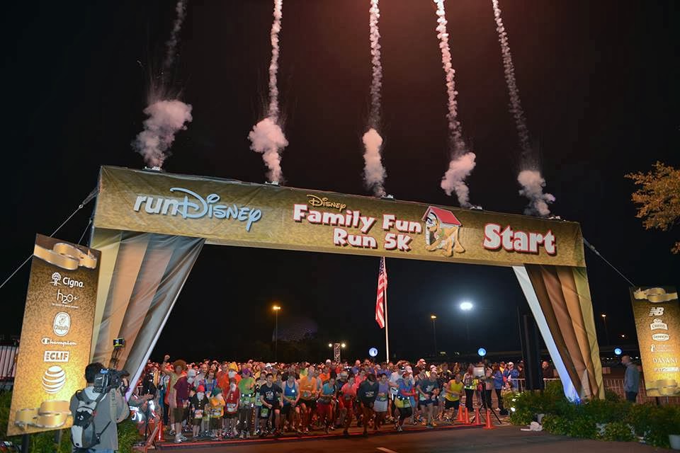 runDisney 2014 Family Fun Run 5K recap - Dopey race 1 | I Run For Wine