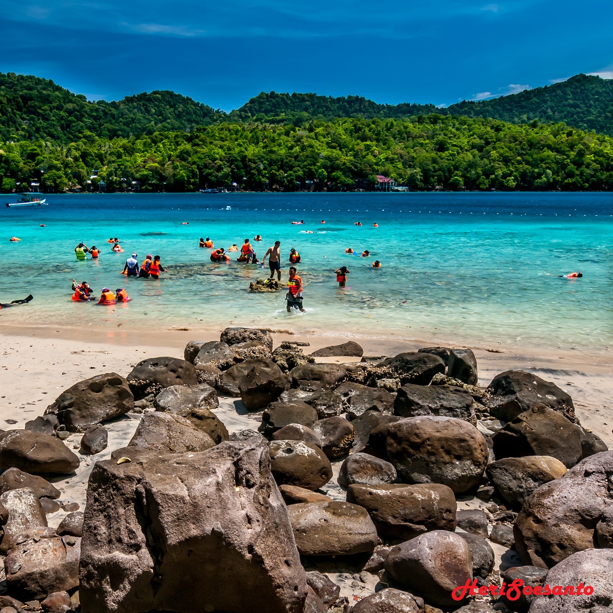 Get Ready Swim With The Fish On The Rubiah Islands, Sabang - HeriSoesanto