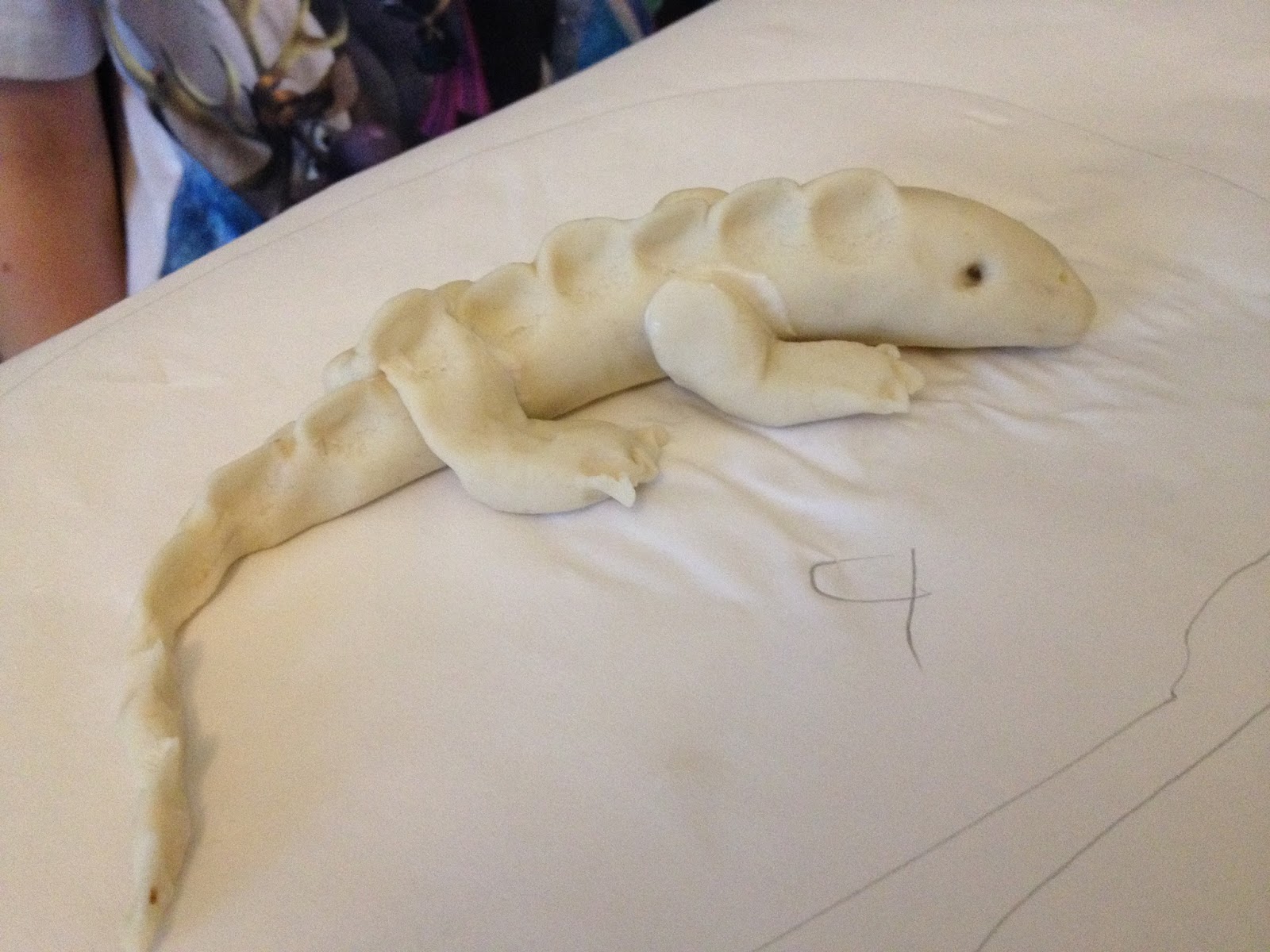 Artist Mummy: Glue sandwiches become little lizards!