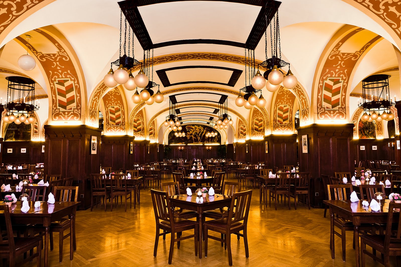 thaumazein: AUERBACHS KELLER IN GOETHE'S FAUST I