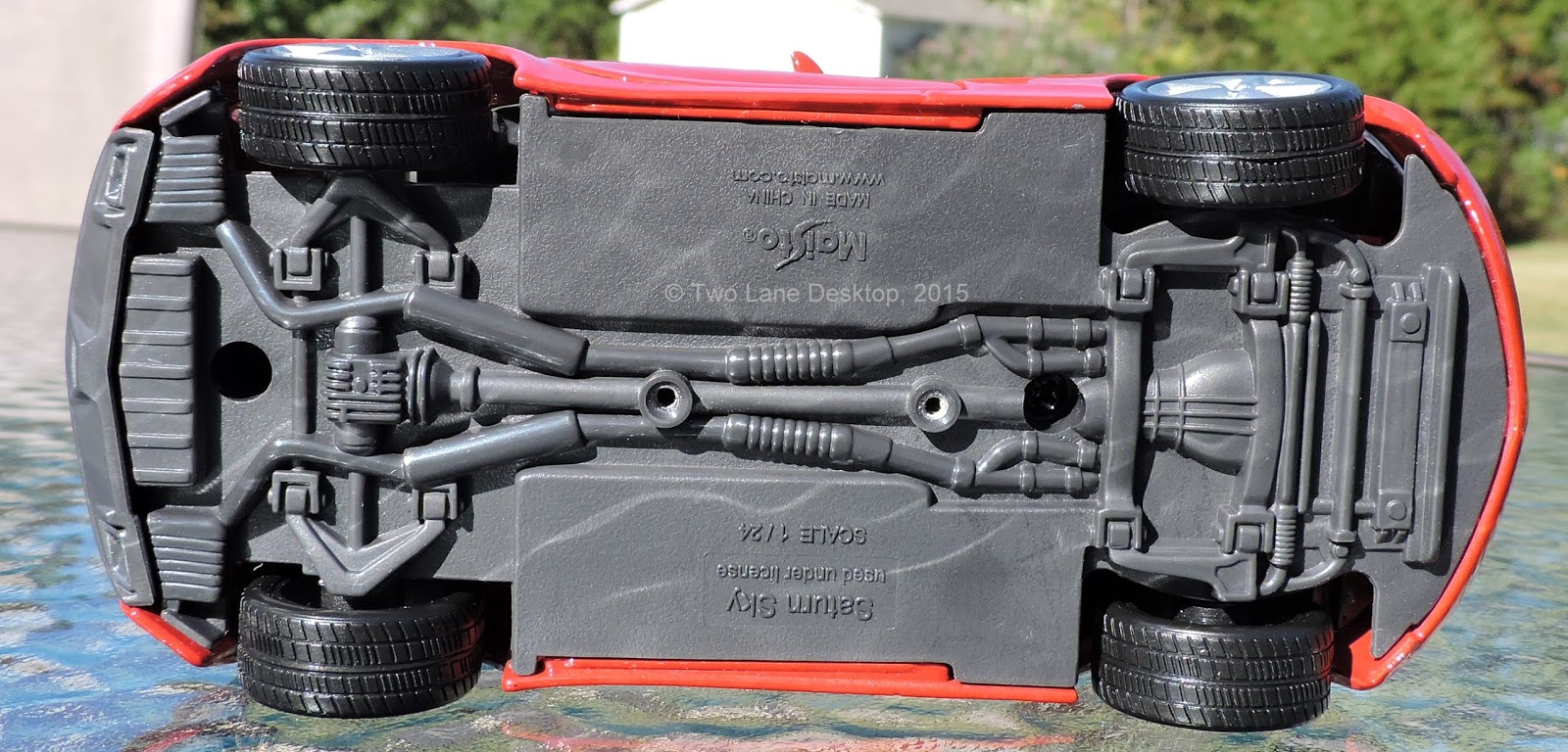 Two Lane Desktop: Maisto and Matchbox Pontiac Solstice coupe and ...