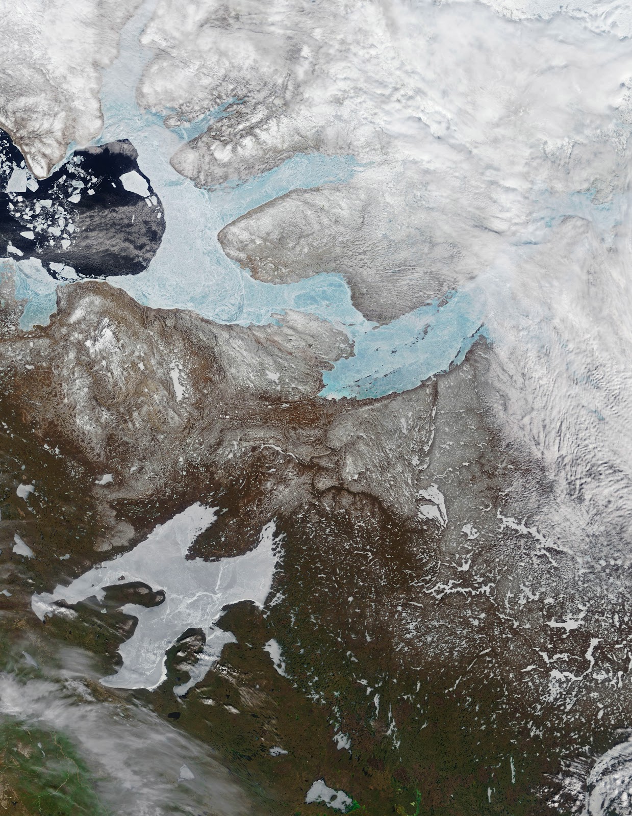Friends of NASA: Northern Canada: Lakes and Rivers Have Ice, Too | NASA