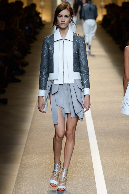Fusion Of Effects: Walk the Walk: Fendi S/S 2015 Collection