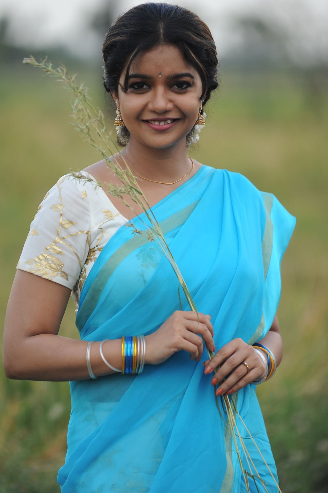 Swathi Reddy (Colors Swathi) Tripura Gallery 2015 | filmy andhra - new