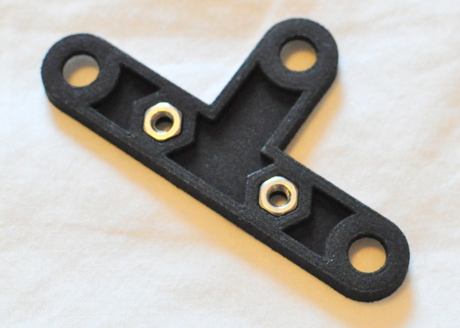 Quentin’s Bike Stuff: Garmin Varia mount for Topeak racks