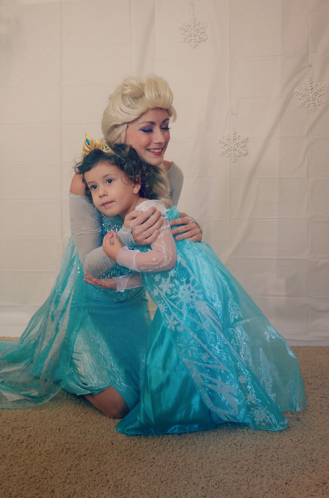 Tasha's Chat'N'Chew: birthday with queen elsa
