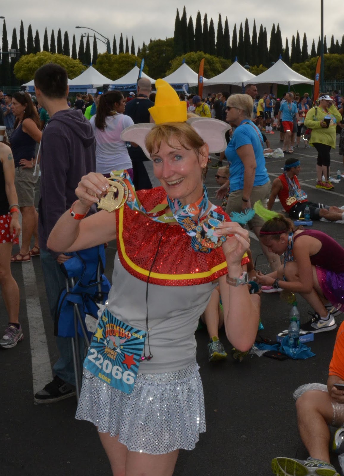 Donald Duck Running Costume