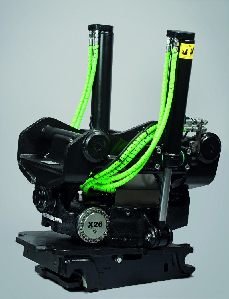 Maarakennus koneita.: Rototilt system...