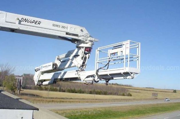 MEC&F Expert Engineers : Bridge Inspectors rescued from Snooper series ...