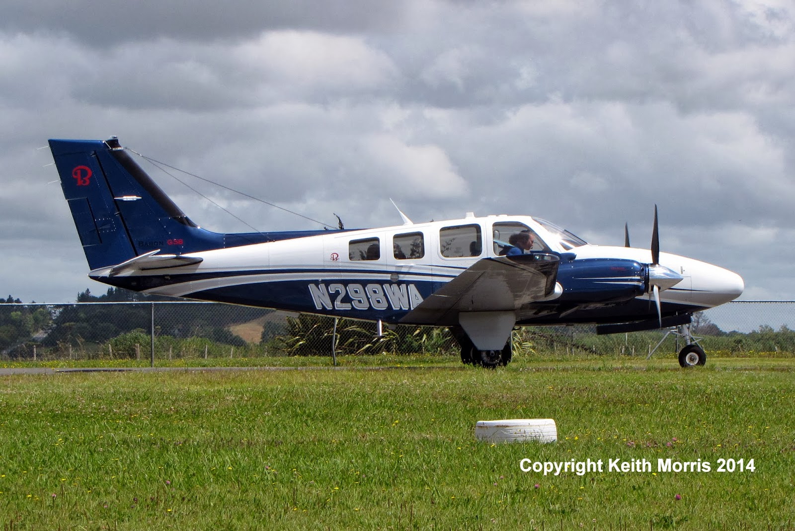 NZ Civil Aircraft: Local Beech Baron at North Shore Yesterday - 25-1-2014