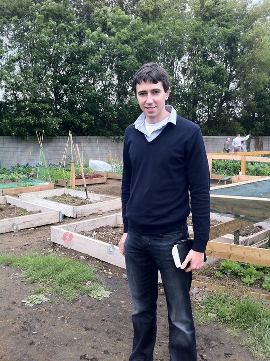 Simon Harris TD: Harris attends opening of community garden project in ...