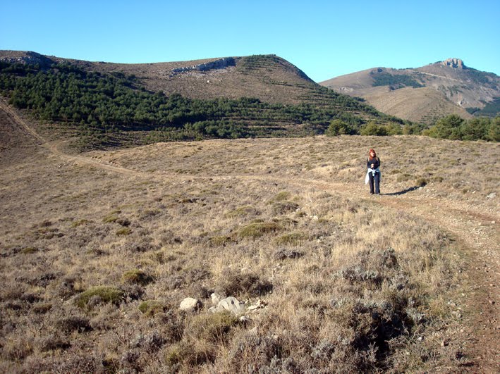 MONTES: 82. PEÑA ISASA, 1.472 m. (14,5k 550+). Muro de Aguas. La Rioja.