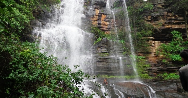 Chingra-pagaar Waterfall, Baruka, Gariyaband ~ Quest Chhattisgarh ...
