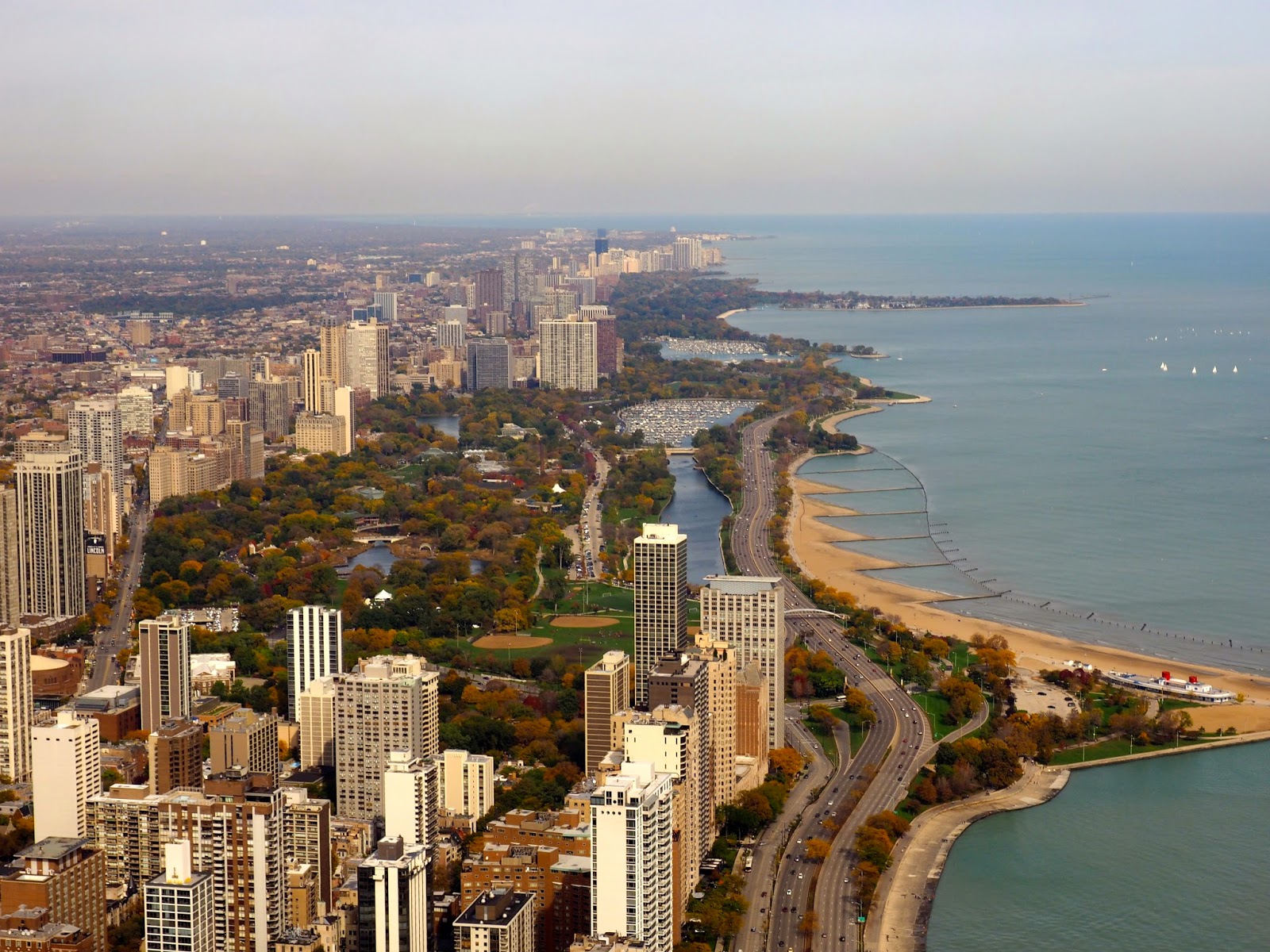 TravelSkite: Second City stars