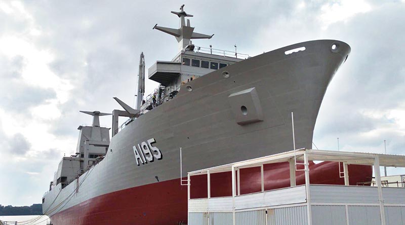 DEFENSE STUDIES: Navantia Launches New Tanker Ship for the Royal ...