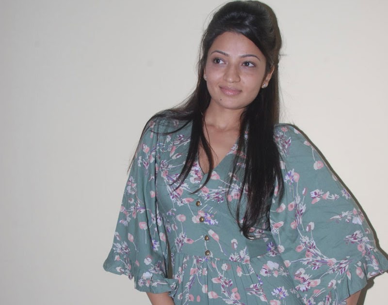 Anisha Jain photos stills spotted at Duniya PM