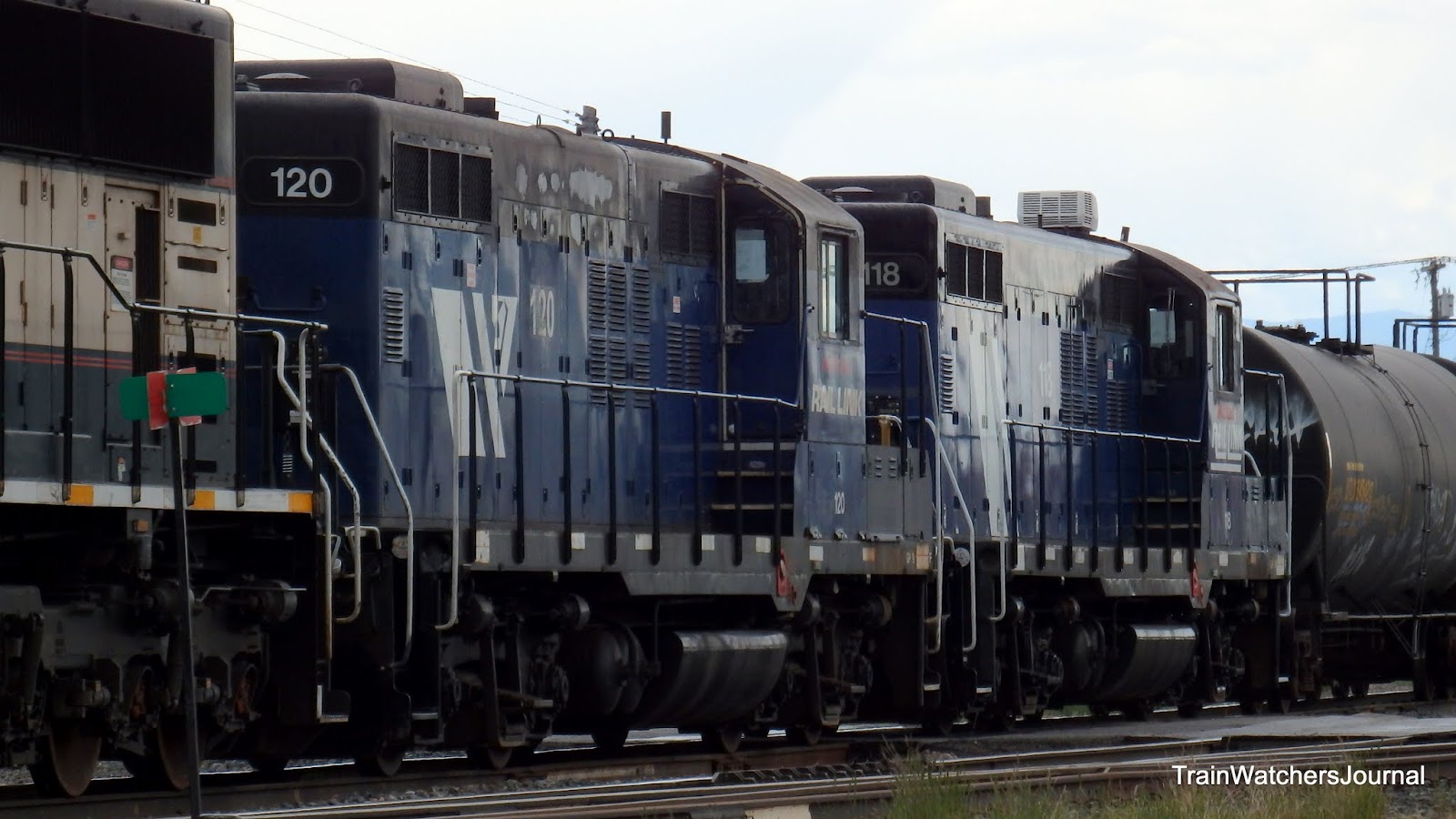 TrainWatchersJournal: Still On Home Rails - MRL Ex NP GP-9s on the KICKSPO