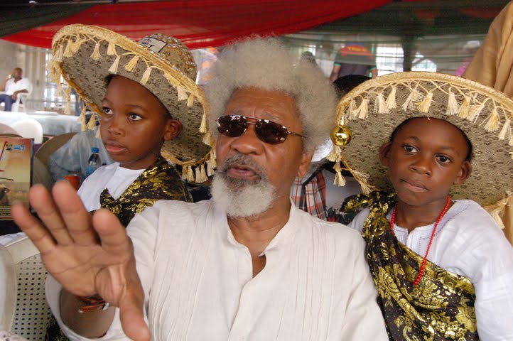 happy lagosian: Lagos Witnesses Colourful Eyo Festival