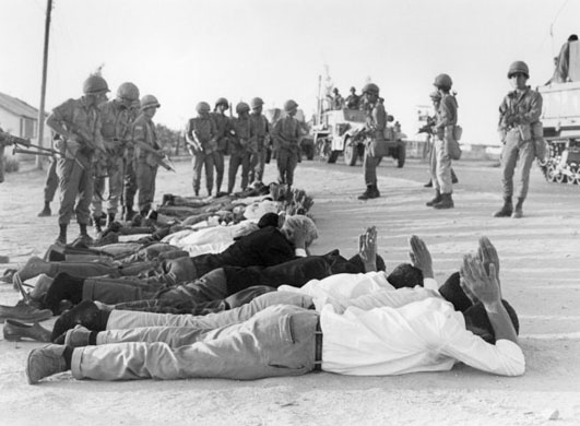 Nonverbal World - The World Without Words: Just by looking at Hands and ...