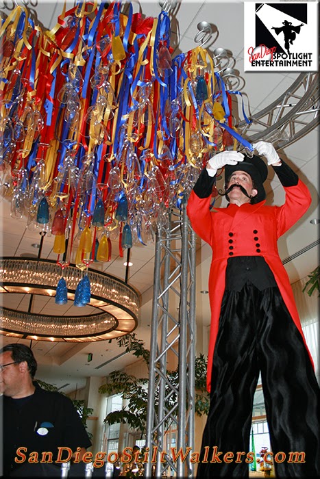 San Diego Stilt Walkers