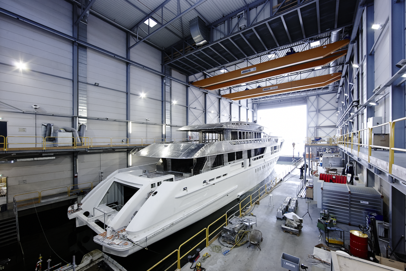 Megayacht Global: Hull & Superstructure Join at Heesen