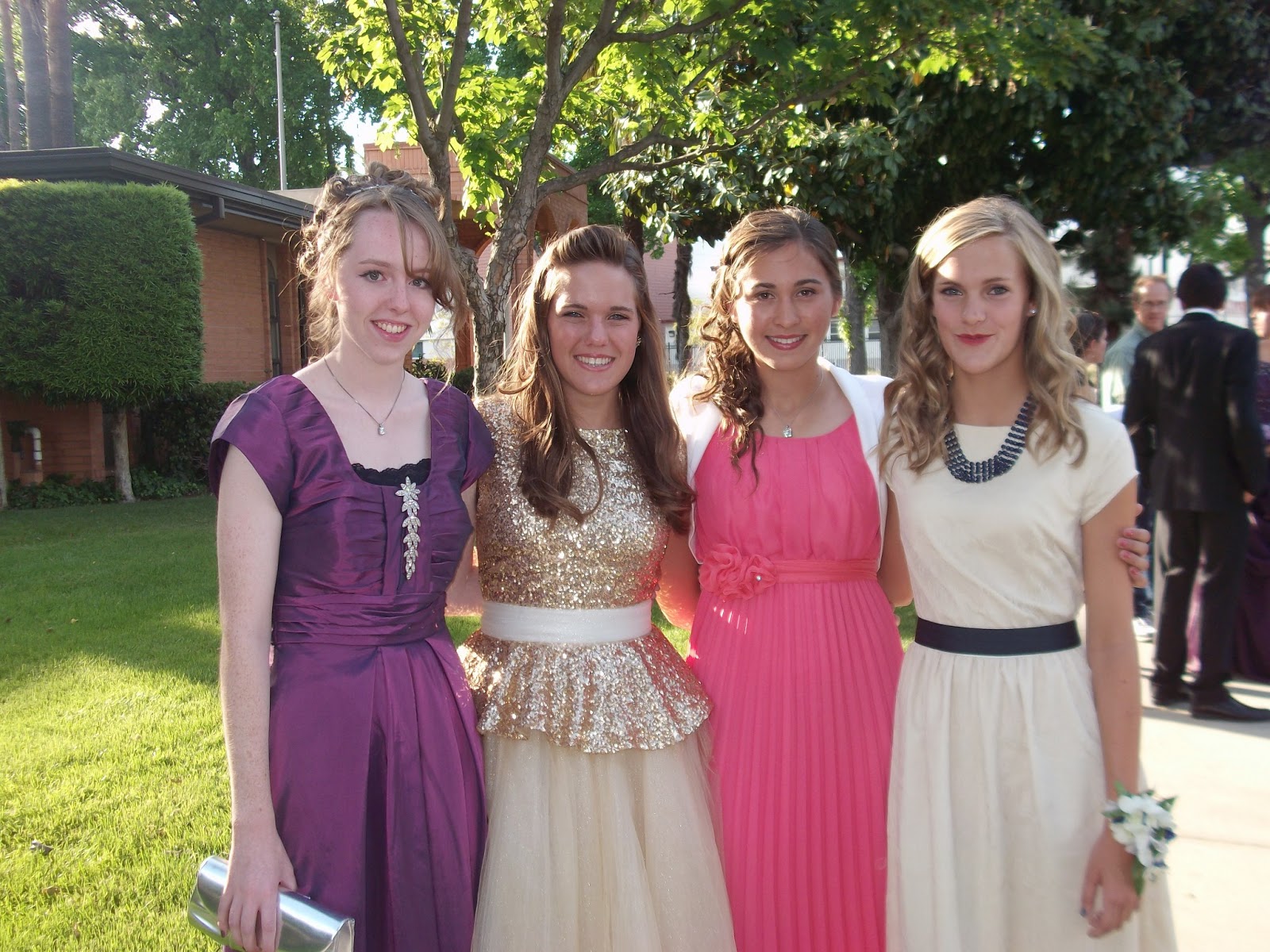 Covered Girls: LDS Prom