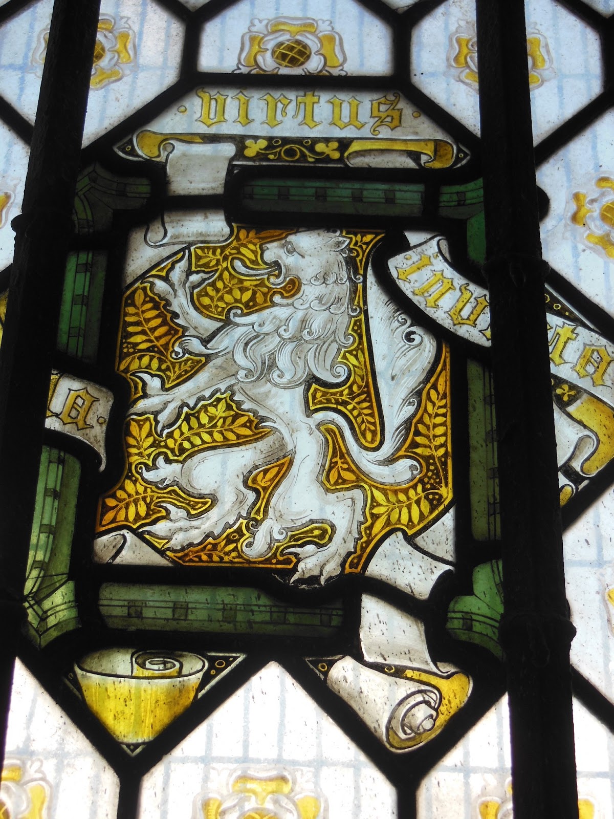 Heart Shaped: Sheffield Manor Lodge - part1