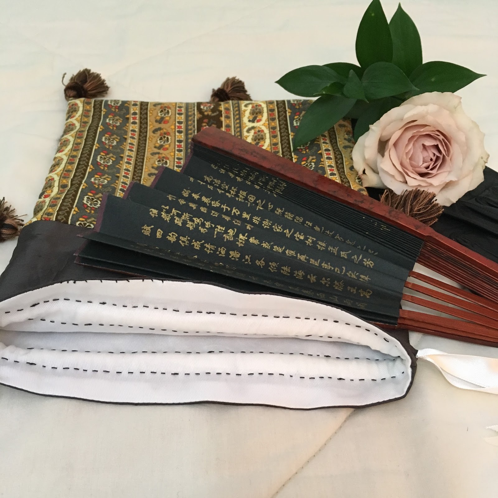 The Sewphisticate: 1 Hussif + 2 Reticules = A Sewing Round-Up