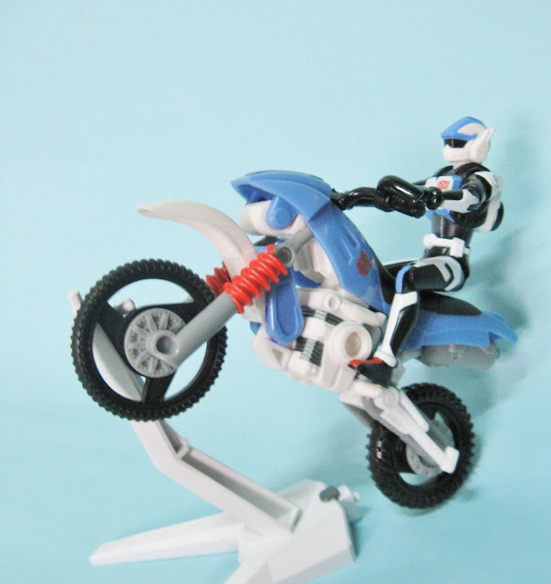 TRANSFORMERS : ENERGON Dx class KICKER & High Wire變形金剛能量源之戰豪華級傑嘉及高線
