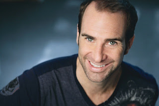 InfiniteBody: Brad Bradley's "B Squared" returns to Dixon Place