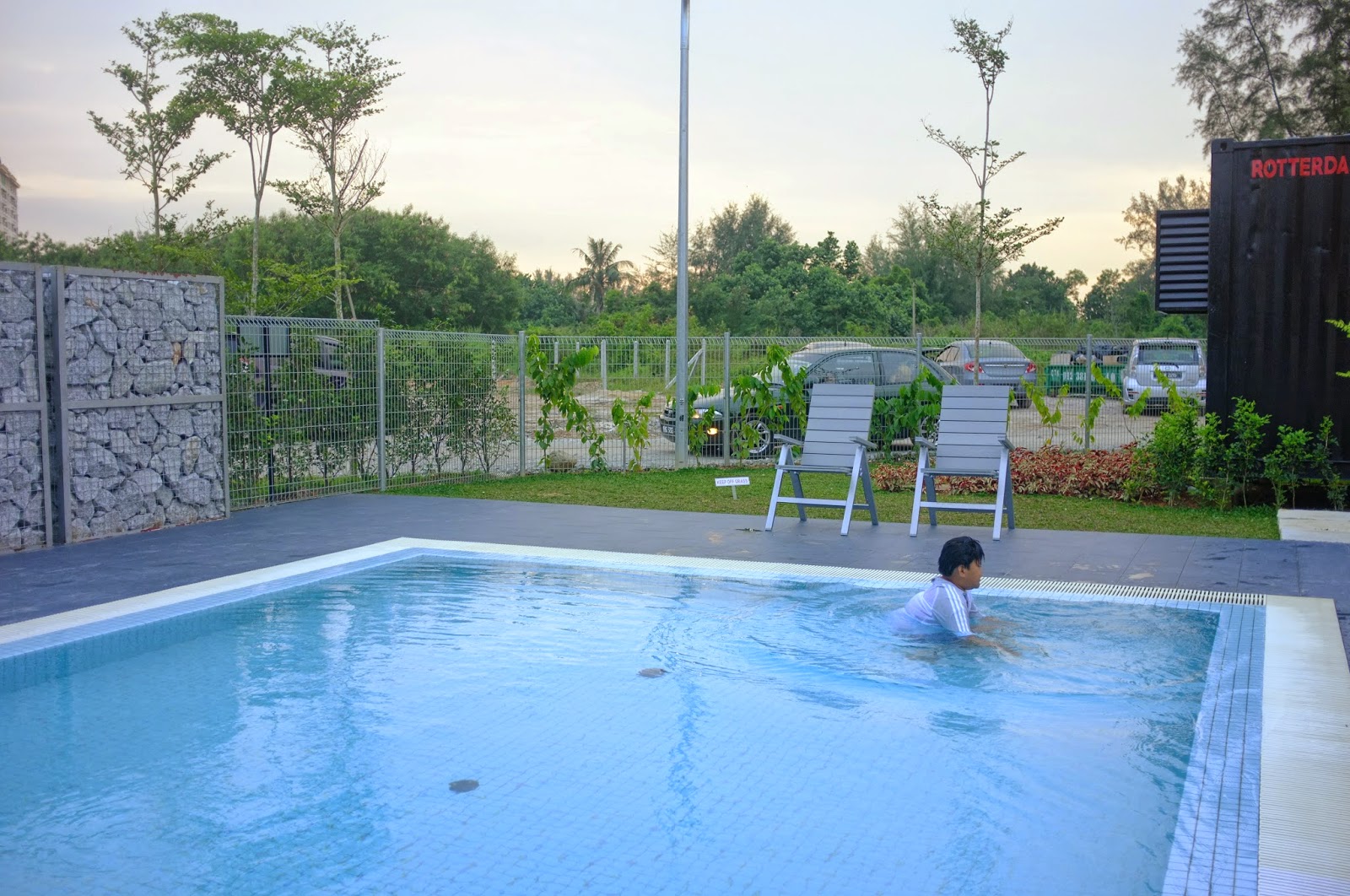 Yan's Family, Frens, Travel, And Food Journal: The Kabin, Container ...