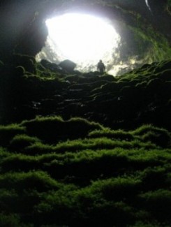 10 Gua Vertikal menakjubkan di Indonesia ~ X-Terselubung