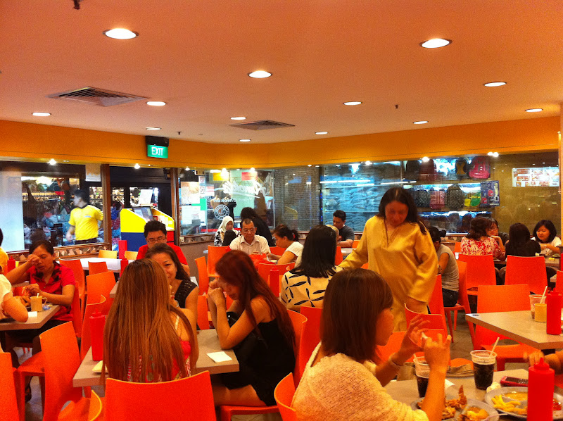 FoodieFC: Arnold's Fried Chicken (City Plaza)