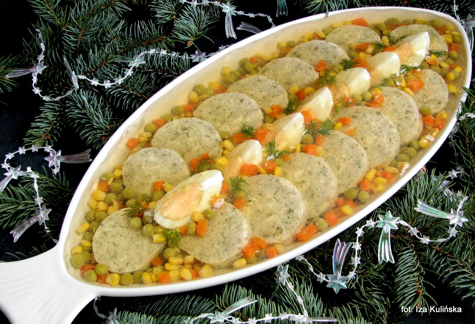 Smaczna Pyza - Sprawdzone przepisy kulinarne: Ryba faszerowana w galarecie