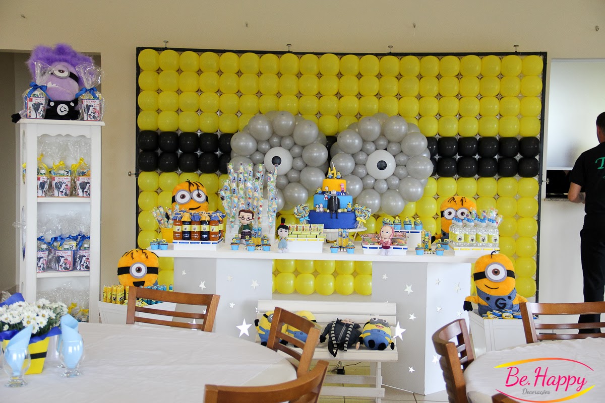 Be.Happy Decorações: Minions para Lara e Felipe