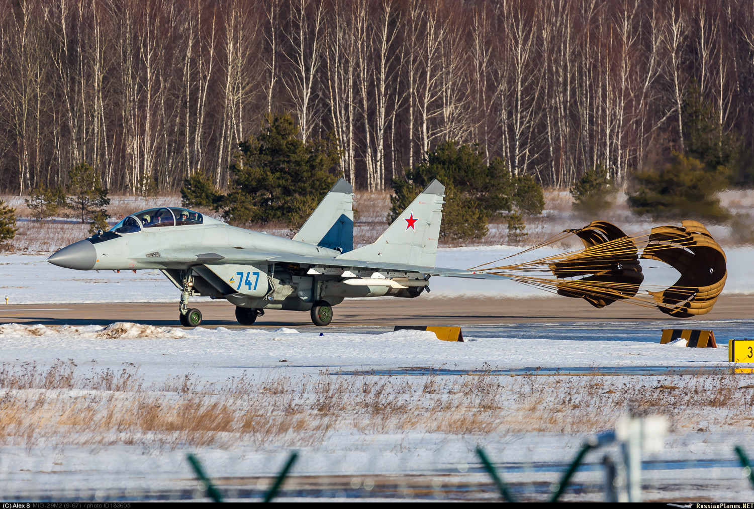 VEICULOS E ARMAMENTOS MILITARES: MAPO MIG-29M2 FULCRUM E