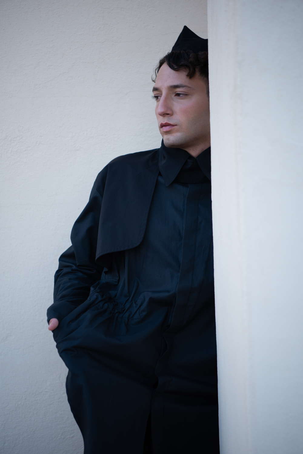 OUTSIDE: Guille Castillo by Jinyu Li