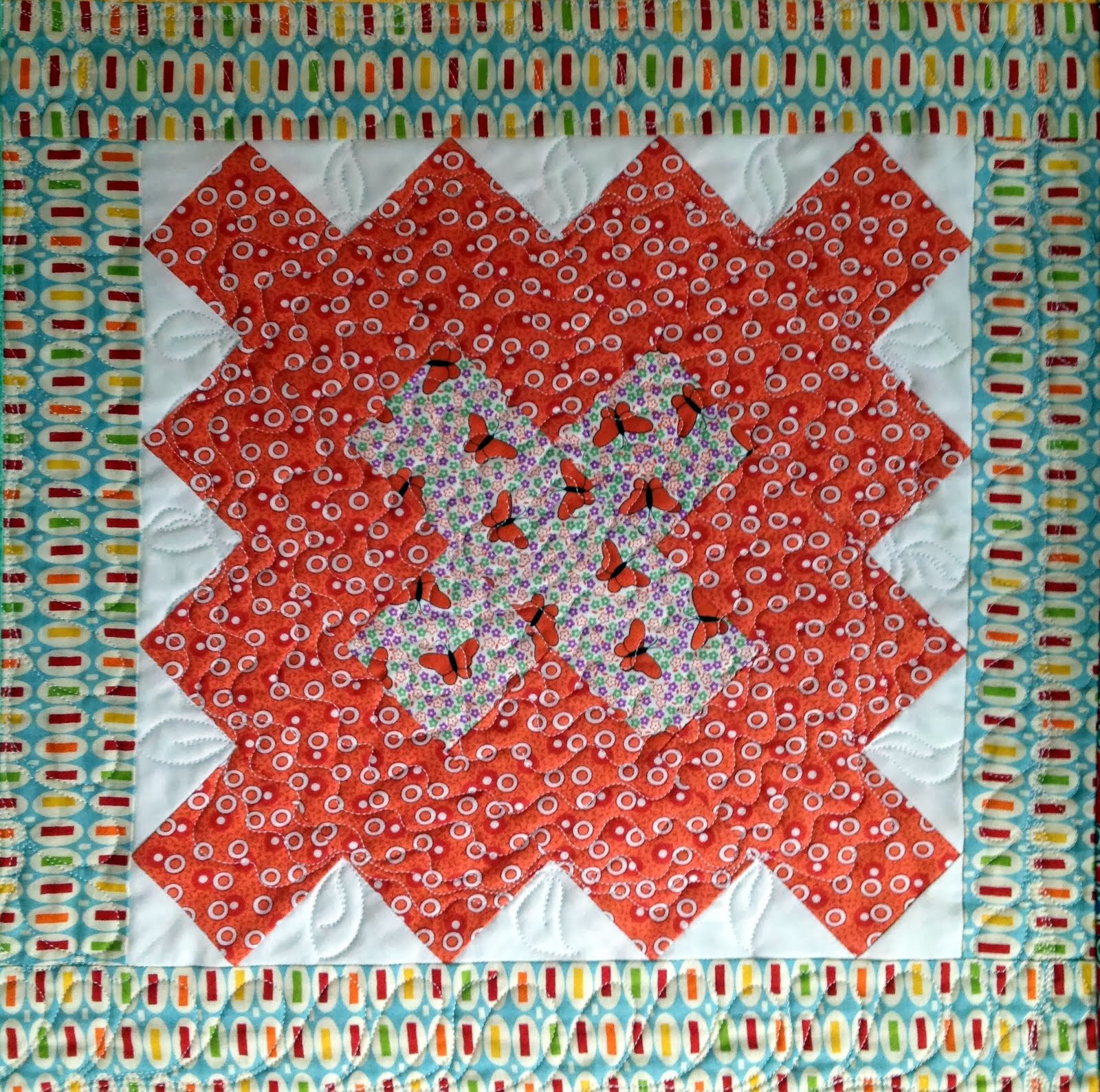 Starwood Quilter: Christian Cross Quilt Block