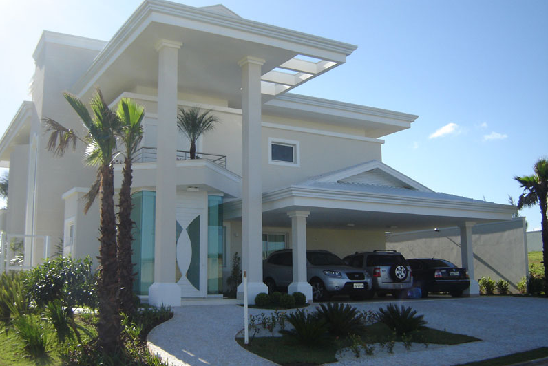 Fachadas de casas com pórticos - veja modelos modernos e clássicos ...