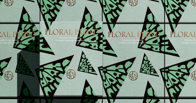 Floral Blend Coffee on Packaging of the World - Creative Package Design ...