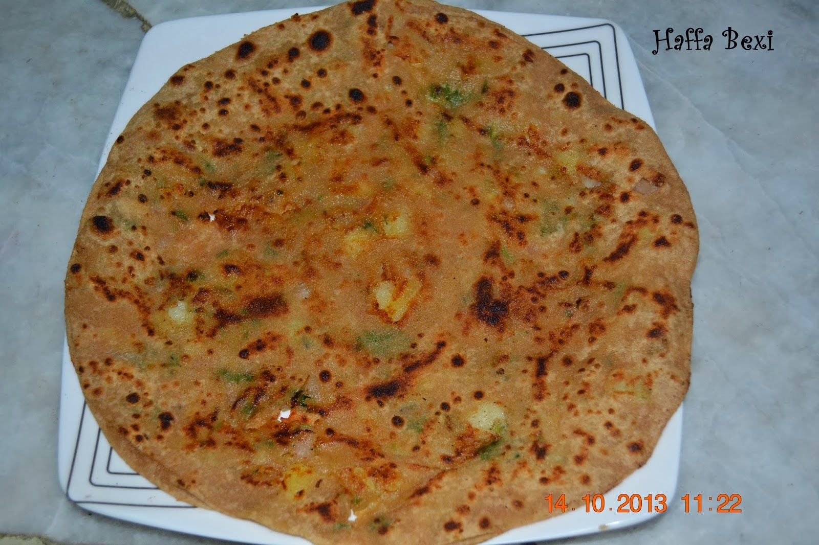 Mashed Potato Flat Bread (Aalo ka paratha) | Haffa's kitchen adventures